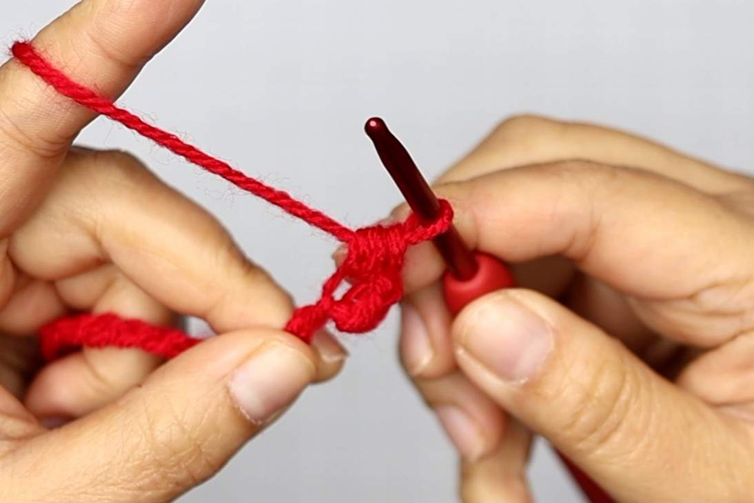 How to crochet the Elizabeth stitch (step-by-step tutorial)